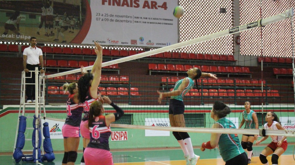 Usipa realiza Festival Adulto de Voleibol Feminino