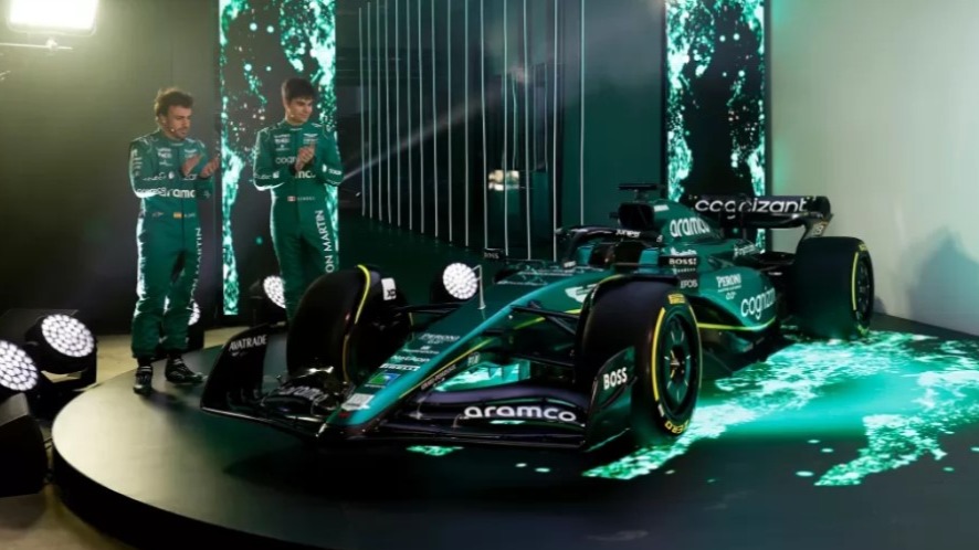 Aston Martin traz a Belo Horizonte a experiência e o carro de Fórmula 1