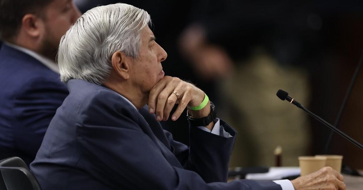 Moraes concede prisão domiciliar humanitária ao general Augusto Heleno ...