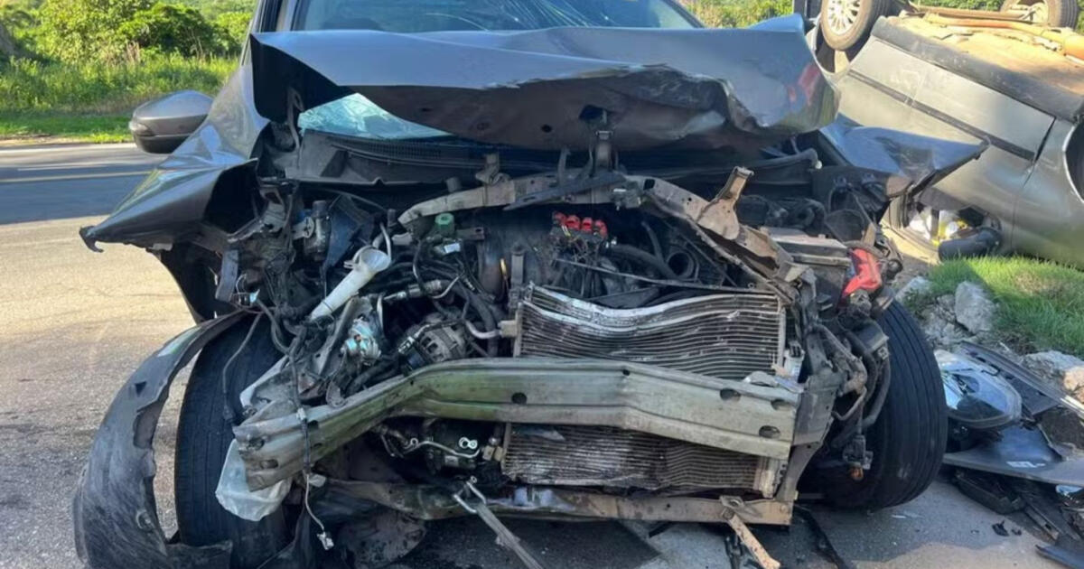 Acidente entre carros deixa cinco feridos na BR-381 no trevo de ...